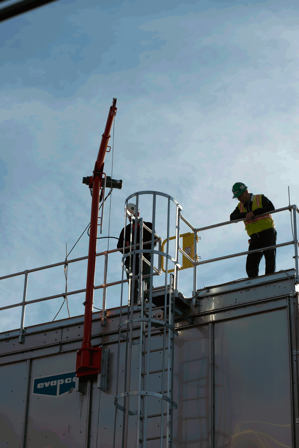 Columbia Cooling Tower Davit Crane - Allied Power Products, Inc.